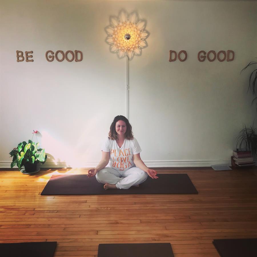Ashley Petrovsky | Yoga Alliance | Yoga Teacher